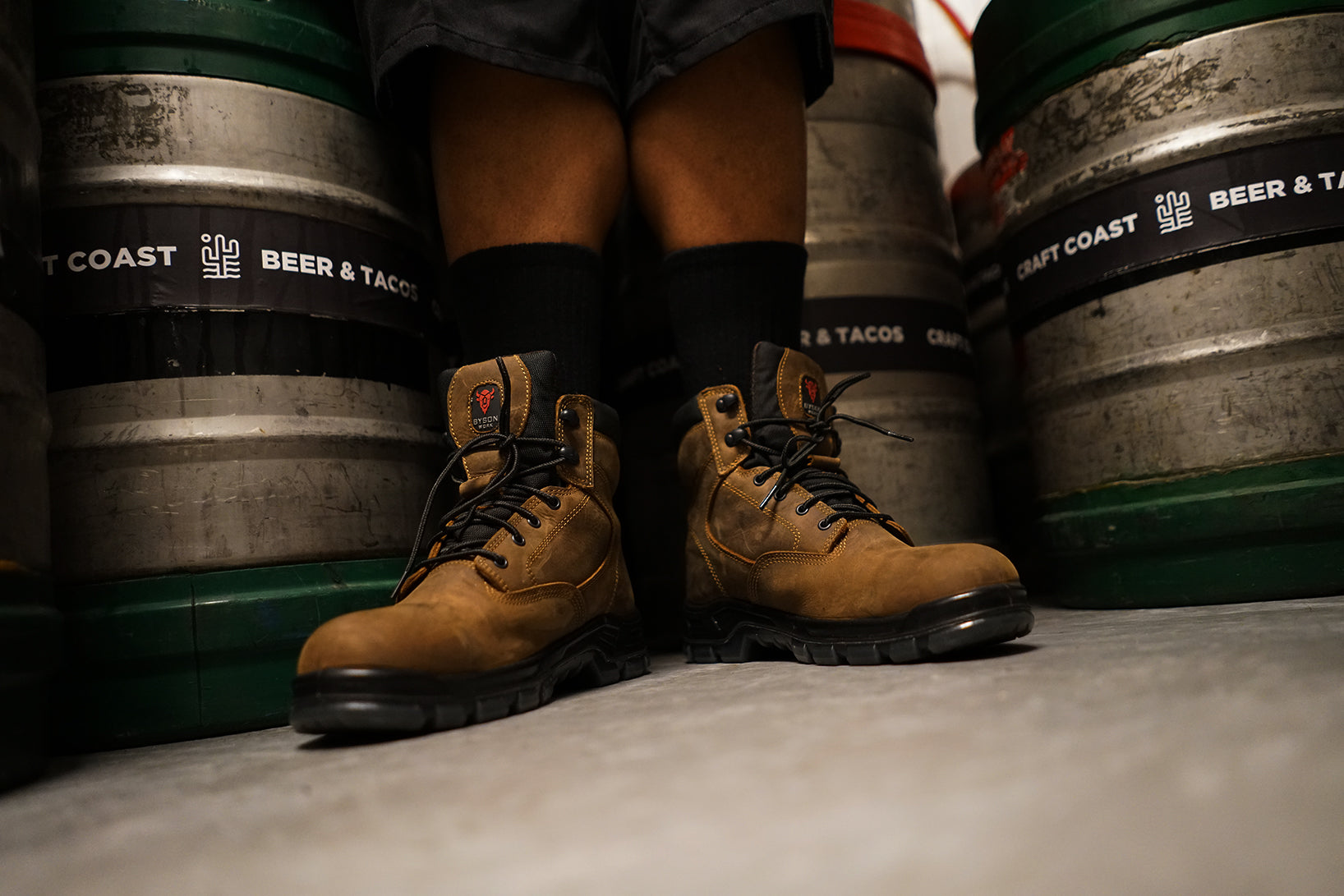 STAY READY! (SIEMPRE LISTO!) – REDBACK SOCKS